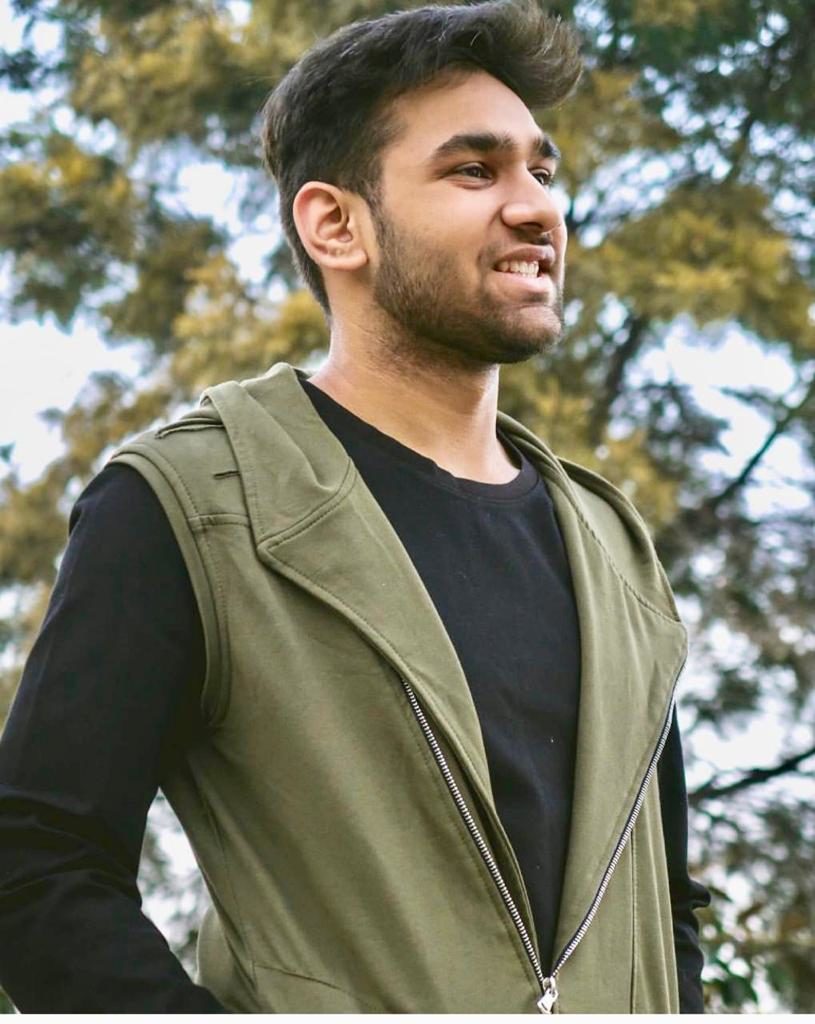 Meet the youngest Talent manager – Mayank Mishra – Bollywood Adda